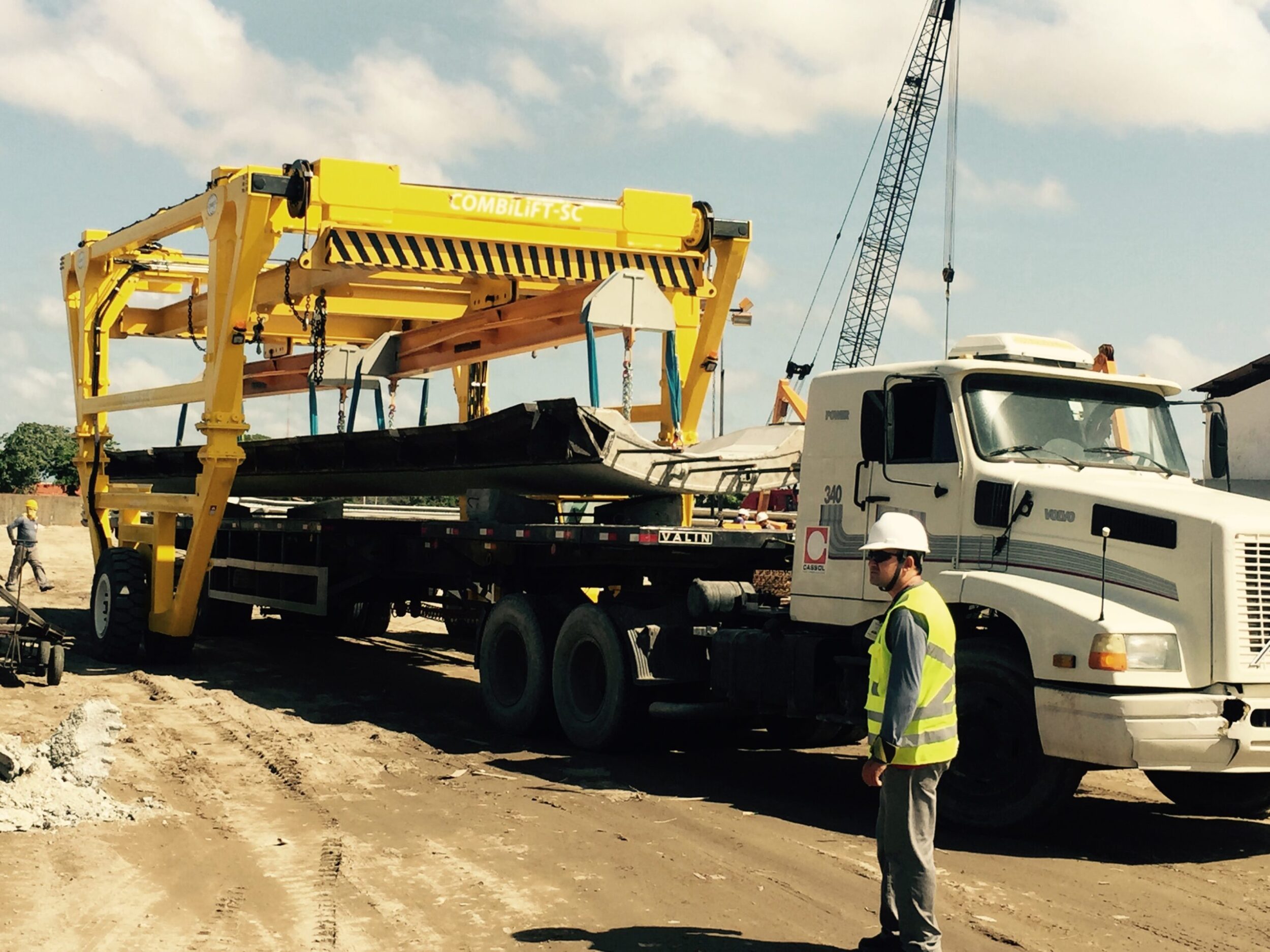 Cassol Pré-Fabricados é novo cliente Combilift - Portal Logweb