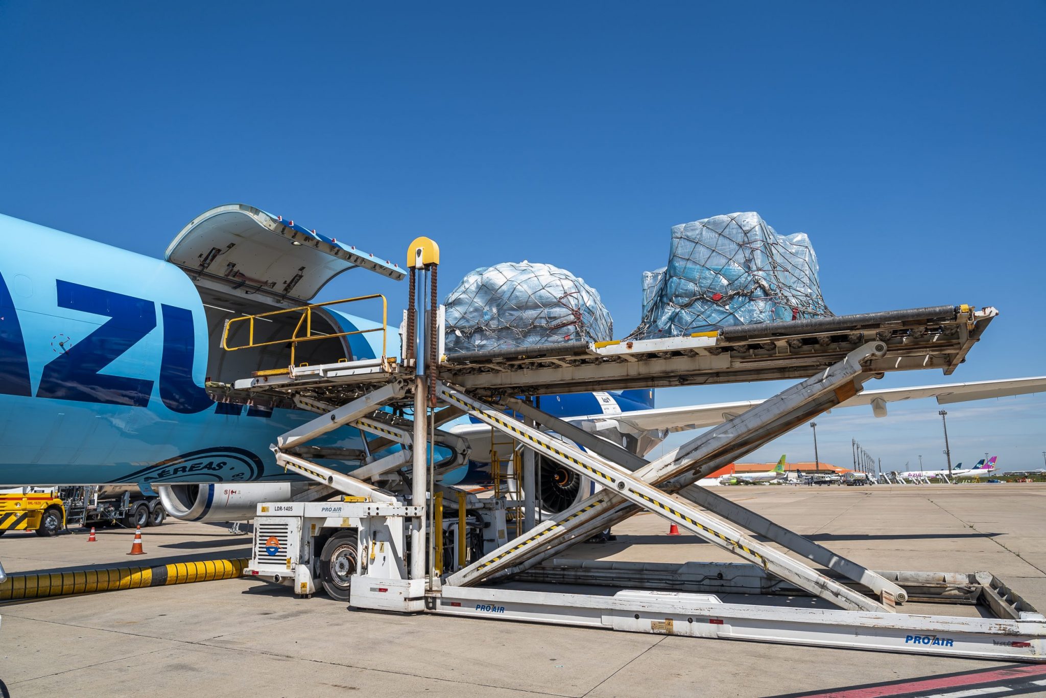 Azul Cargo estreia operações de duas aeronaves Airbus A321 para ...